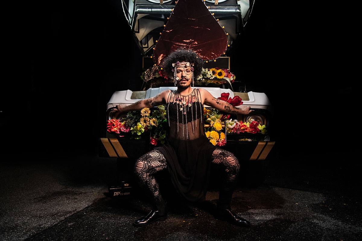 Jader aposta no forró pop e queer no clipe de "Eu Gosto" - Revista O ...