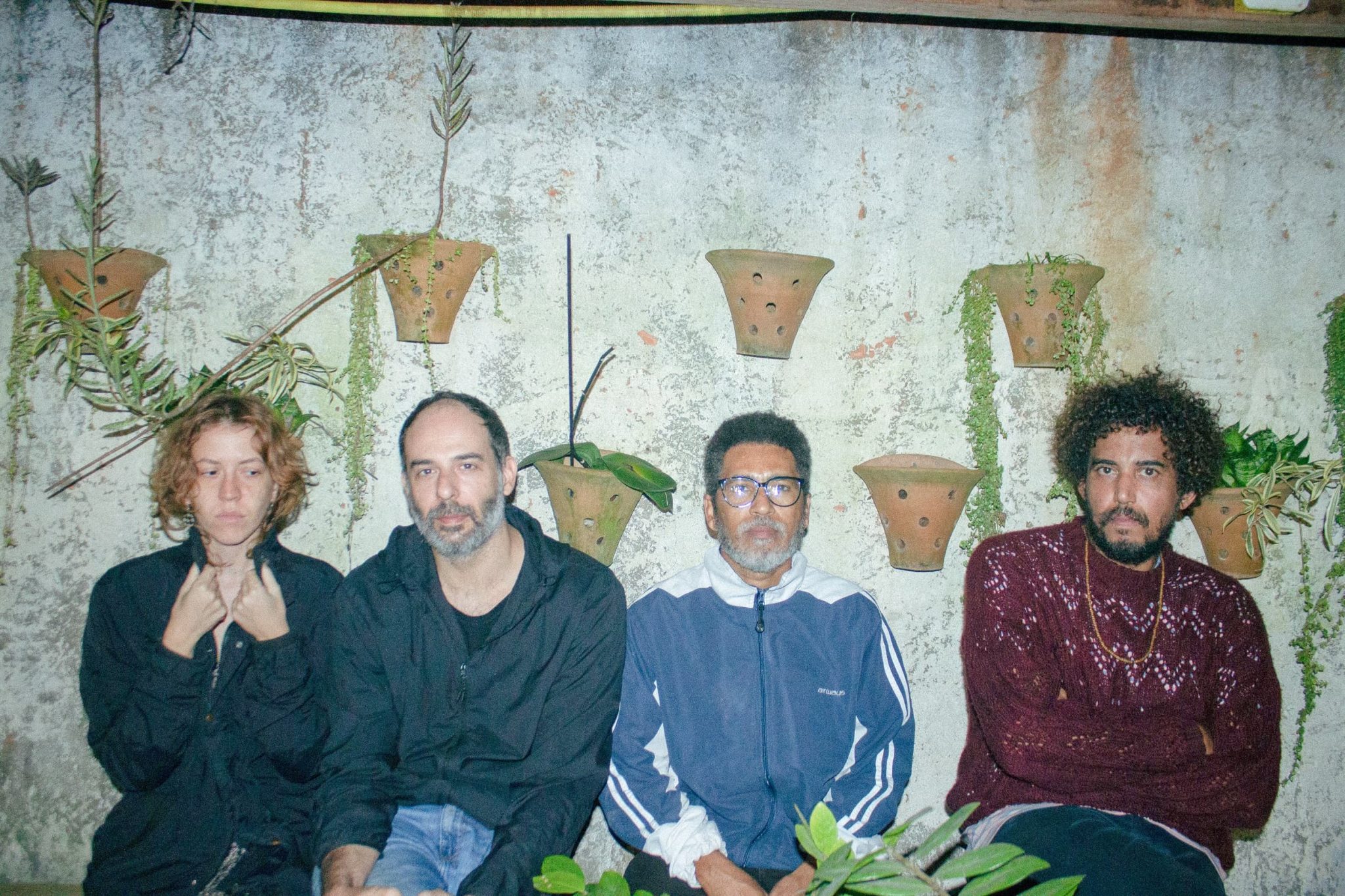 A banda Oruã lança clipe para o single Obrei Orei - Revista O Grito ...