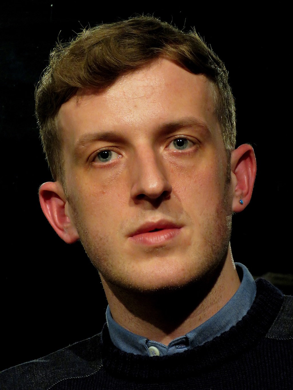 Édouard Louis e a angústia da distância em dois livros marcados pelo ...