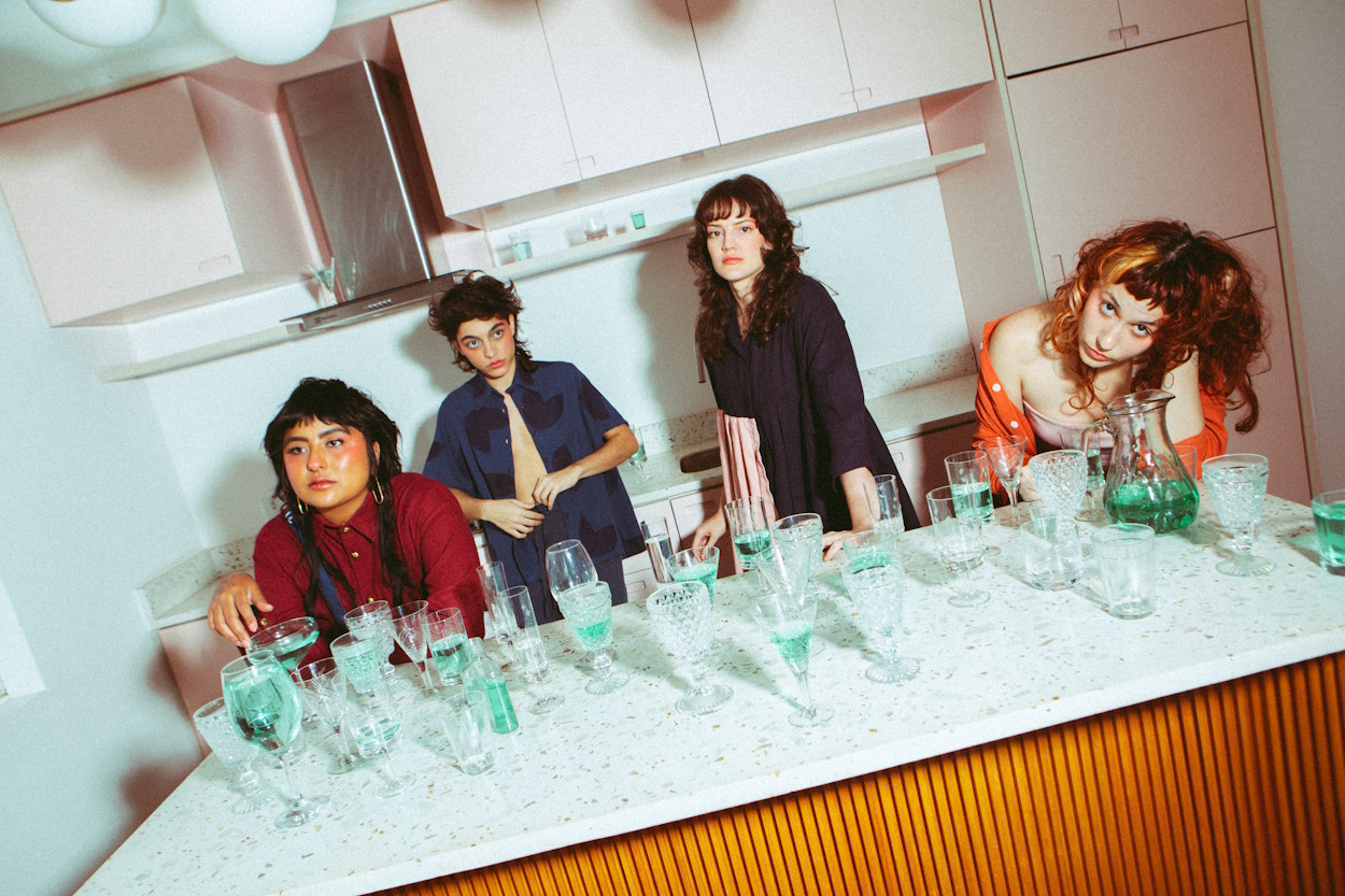 Novos Discos: Gole Seco completa disco de estreia com "Lado B" cheio de ...